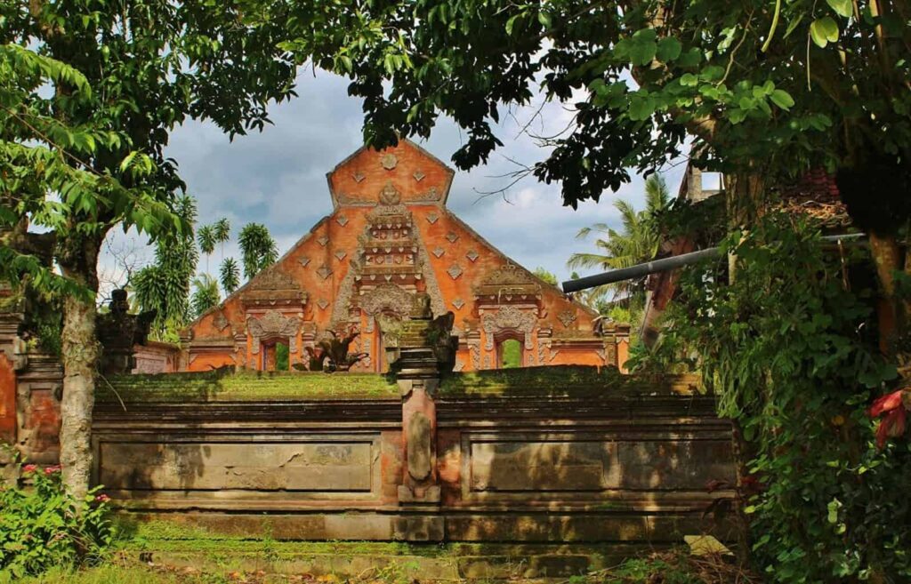 The Ultimate Bali Solo Travel Guide - Girl With The Passport