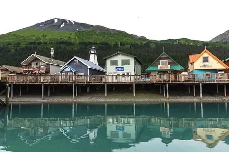 21 Most beautiful Places in Alaska + Amazing 2025 Tips