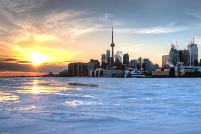 Best Views in Toronto: Local's Guide to 14 Amazing Views