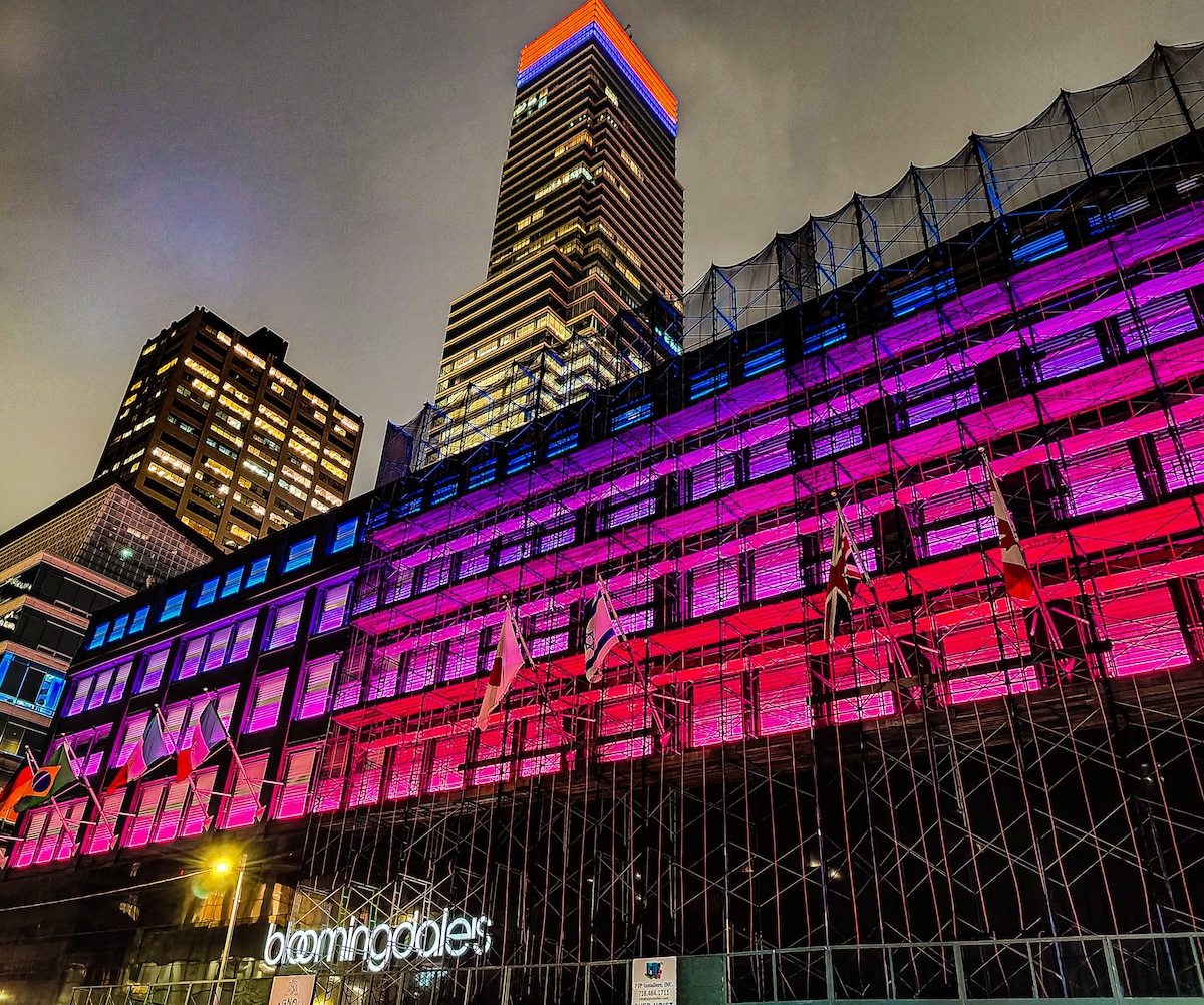 13 Cheap Clothing Stores in Manhattan + Amazing Local Tips