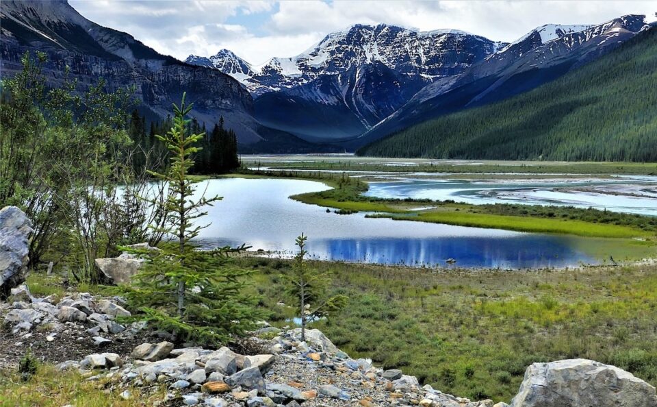 19 Most Beautiful Places in Canada + Amazing Expert Tips
