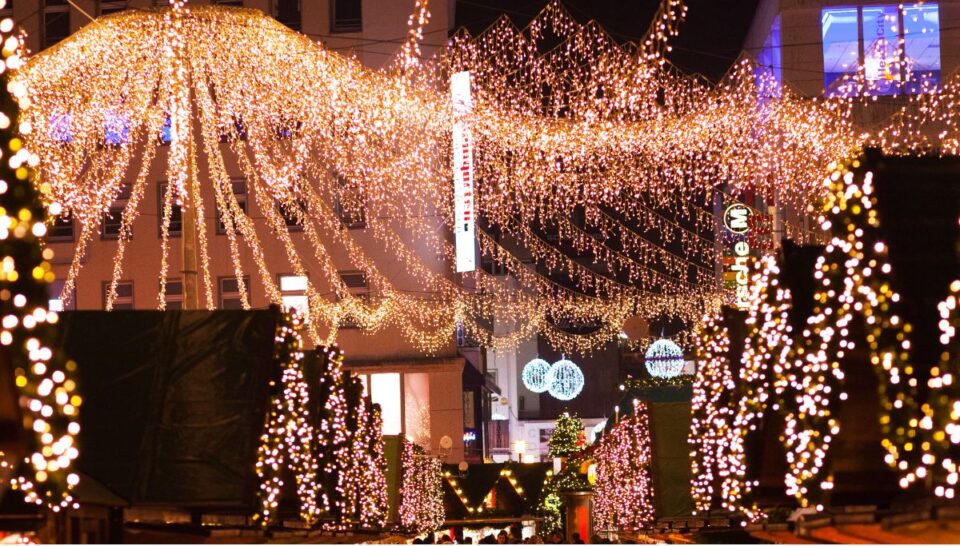 13 Best German Christmas Markets in 2025 + Amazing Tips
