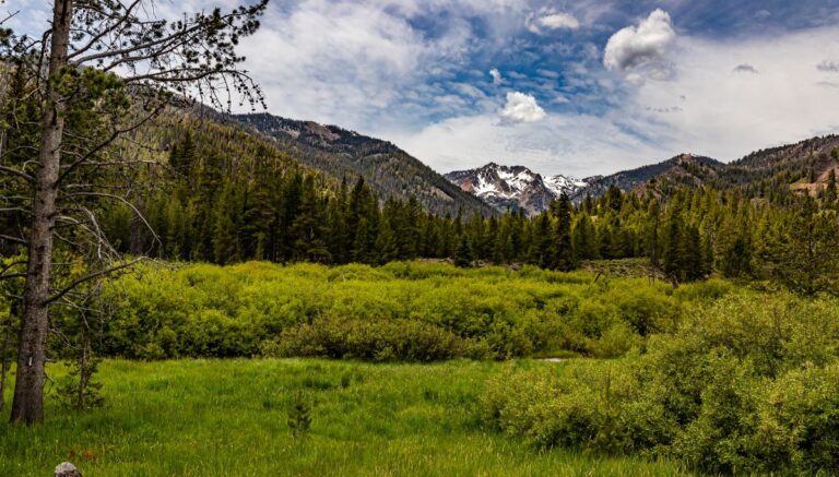 19 Most Beautiful Places in Idaho + Amazing Tips for 2025